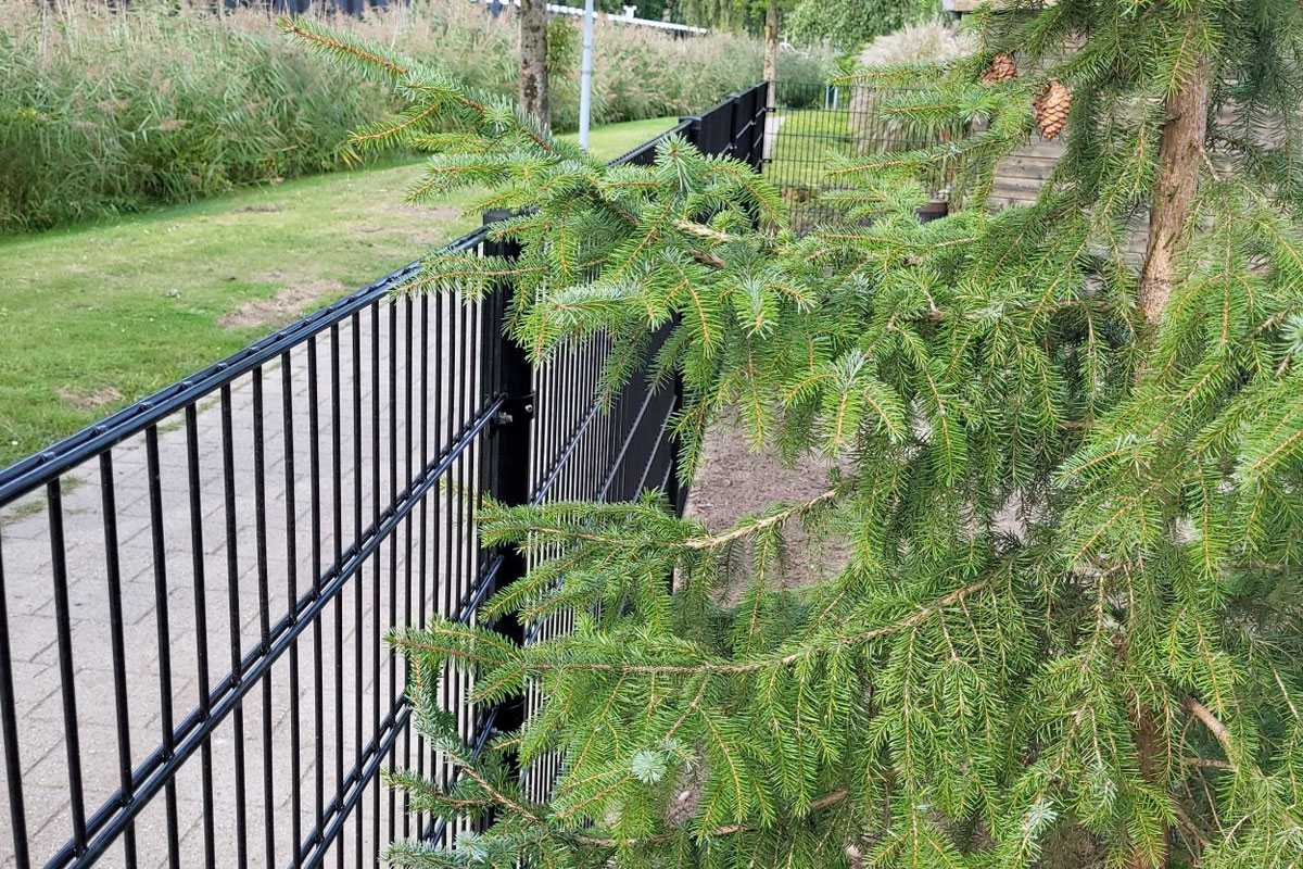 Dubbelstaafmat hekwerk op Urk