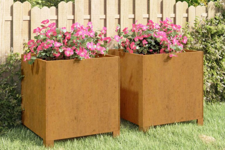 Cortenstalen bloembakken op maat - Afrastering