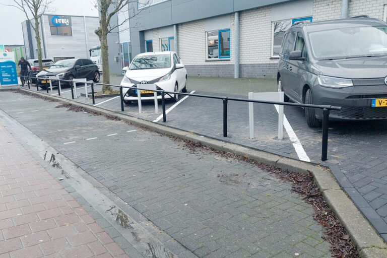 Doorrijbeveiliging Hekwerk: De Perfecte Oplossing voor Veiligheid en ...