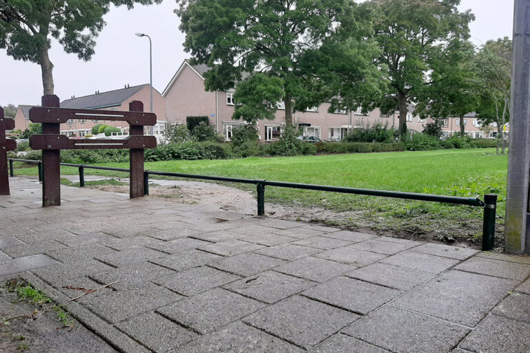 Plantsoenhekwerk Aanleggen: Zo Zorg je voor een Veilige en Verzorgde ...