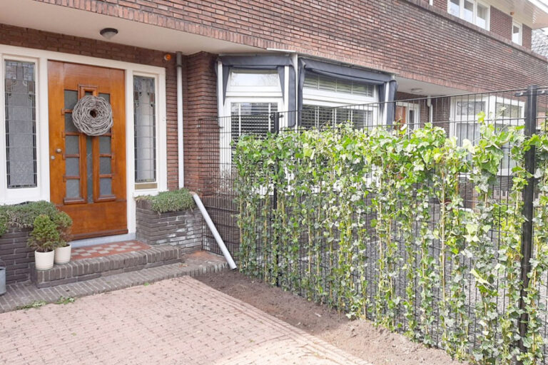 Zichtdicht maken van een dubbelstaafmat hekwerk: 4 slimme oplossingen ...